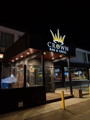 Four Crowns Restaurant & Bar Menu - Winnipeg